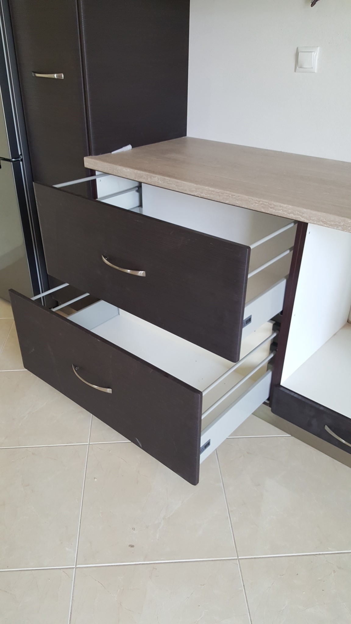 ΚΟΥΖΙΝΑ MDF PVC FLAT - ΠΑΥΛΟΥ ΕΠΙΠΛΑΠΑΥΛΟΥ ΕΠΙΠΛΑ
